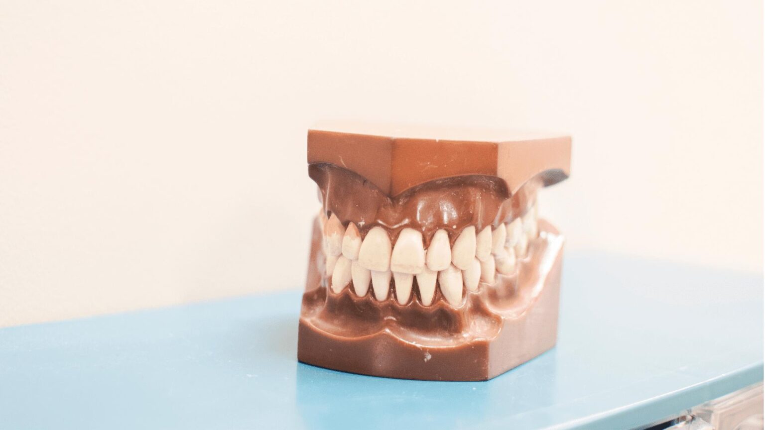 ¿Qué es la anodoncia? - Clínica Dental PCM · Clínica Dental en Córdoba